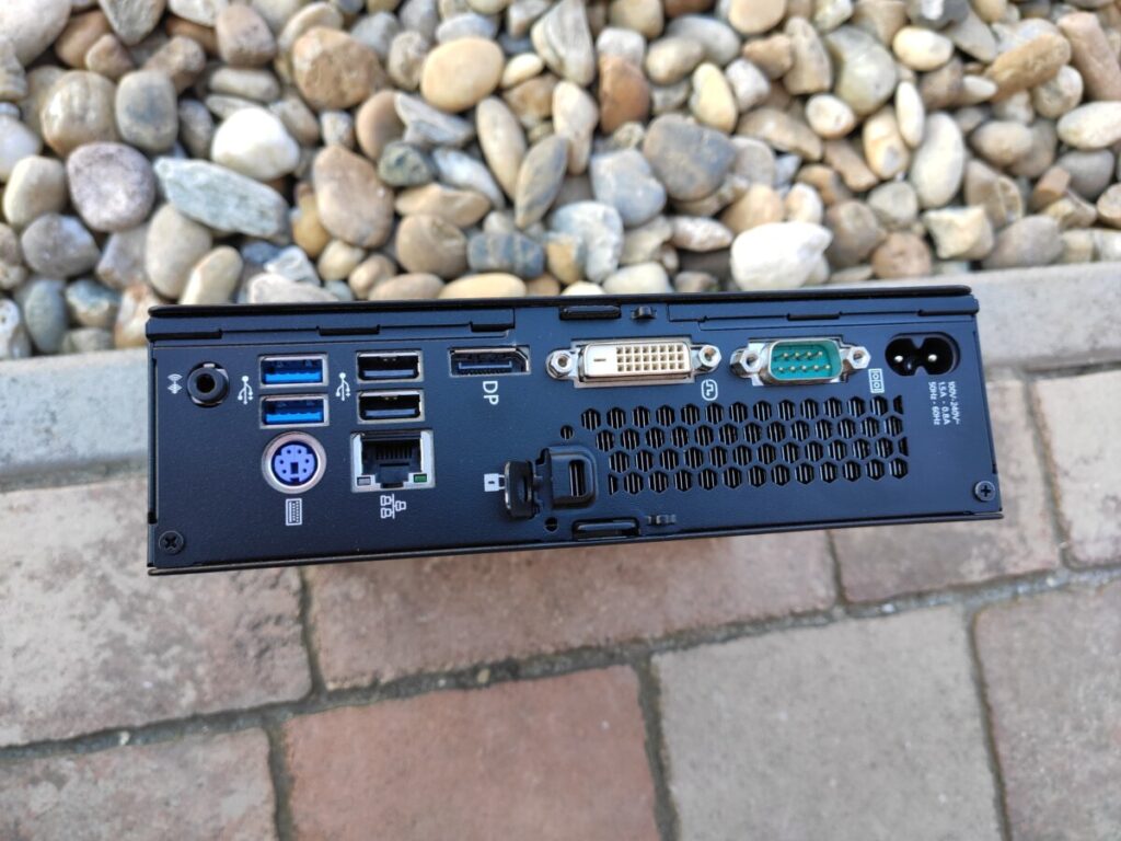 FUJITSU ESPRIMO Q556 Tiny pc - Laptopozz